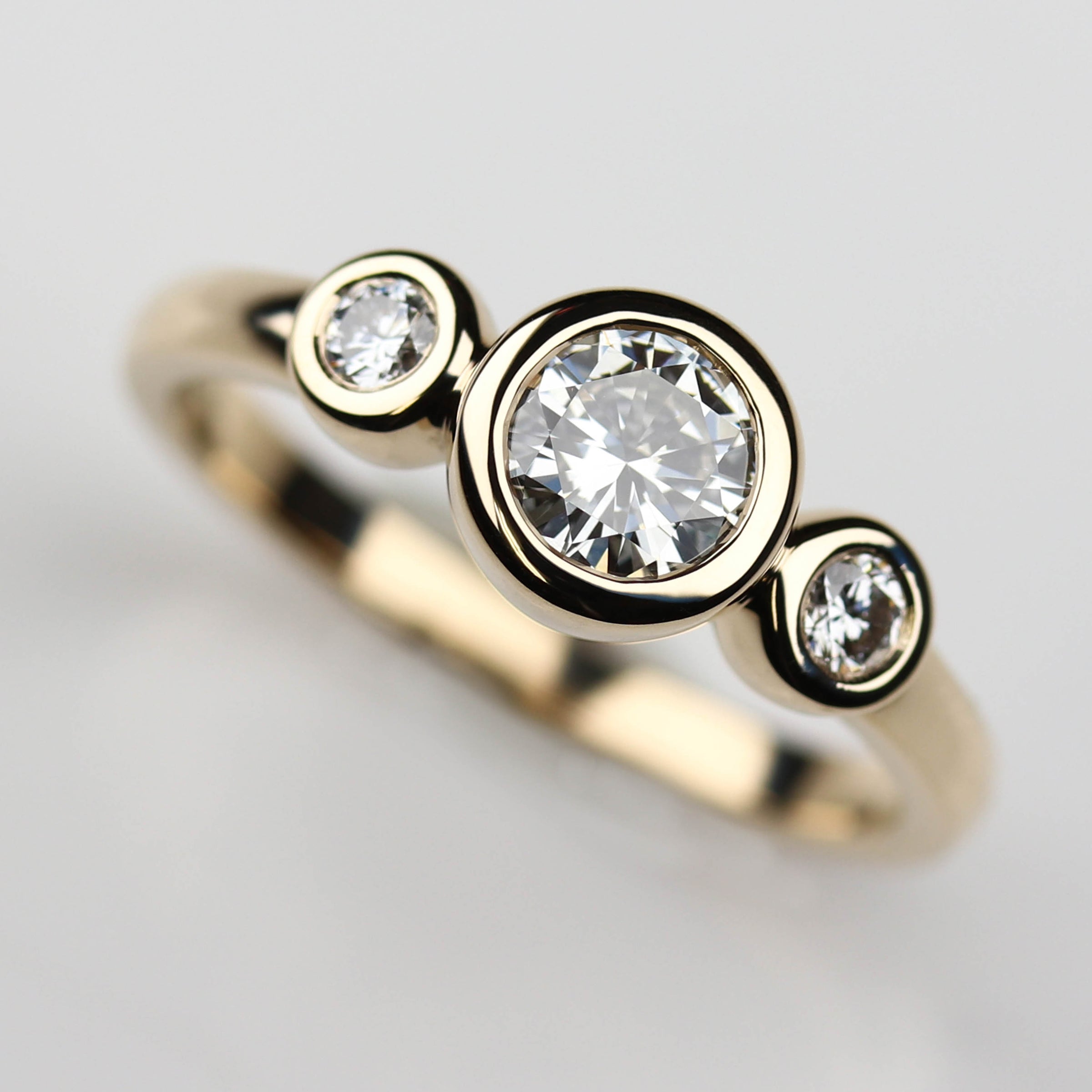 Bezel Set Engagement Rings - Conflict-free Diamonds – Aide-mémoire